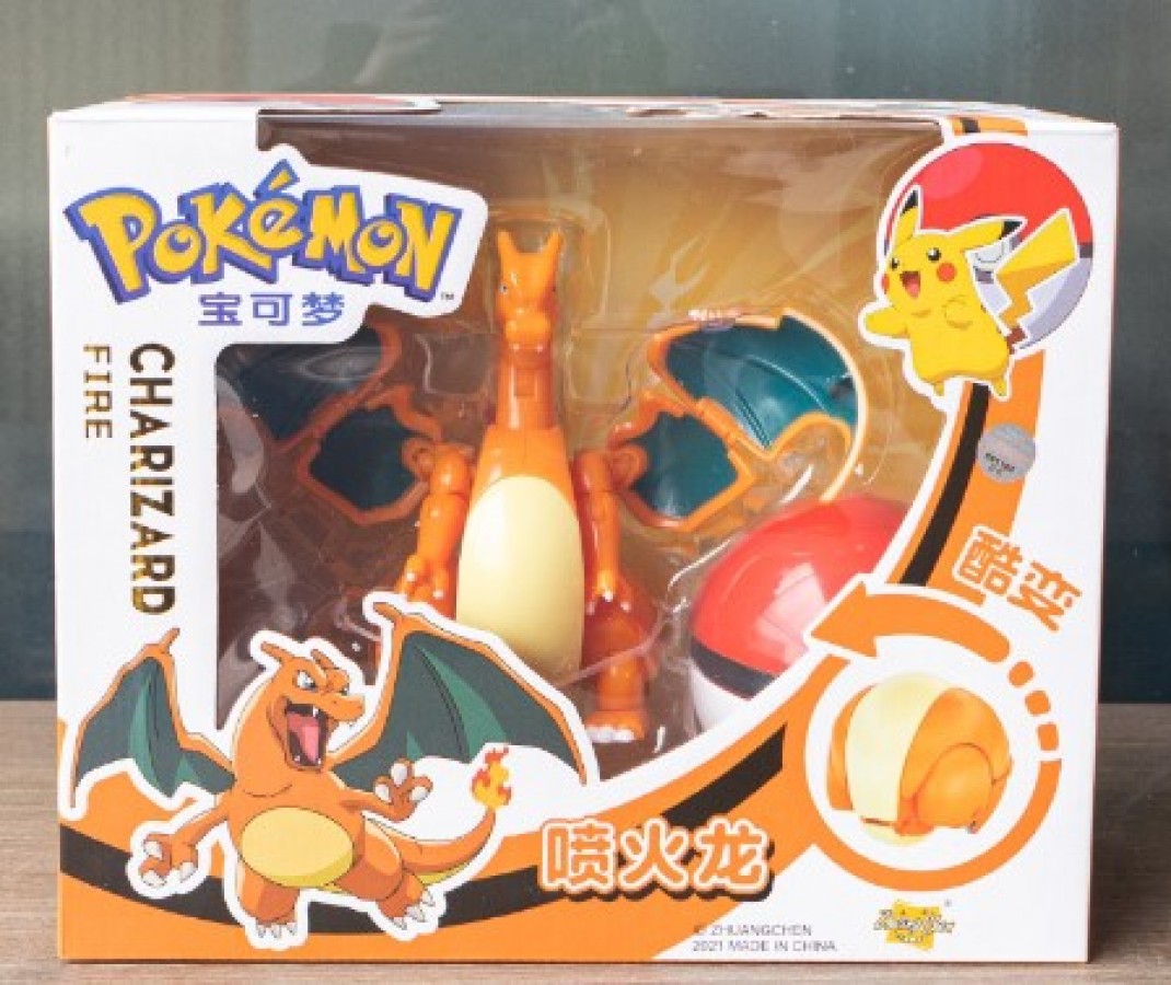 Transforming Pokeball – Charizard - Gators Games and Hobby
